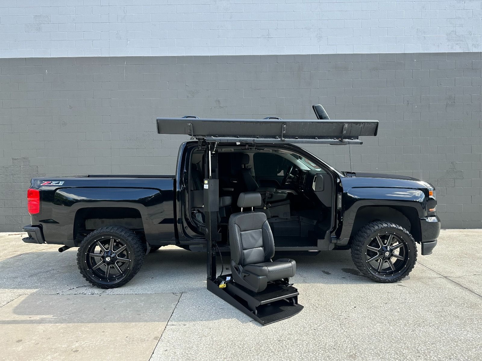 2017 Chevrolet Silverado 1500 LT 4X4 Wheelchair Accessible Truck