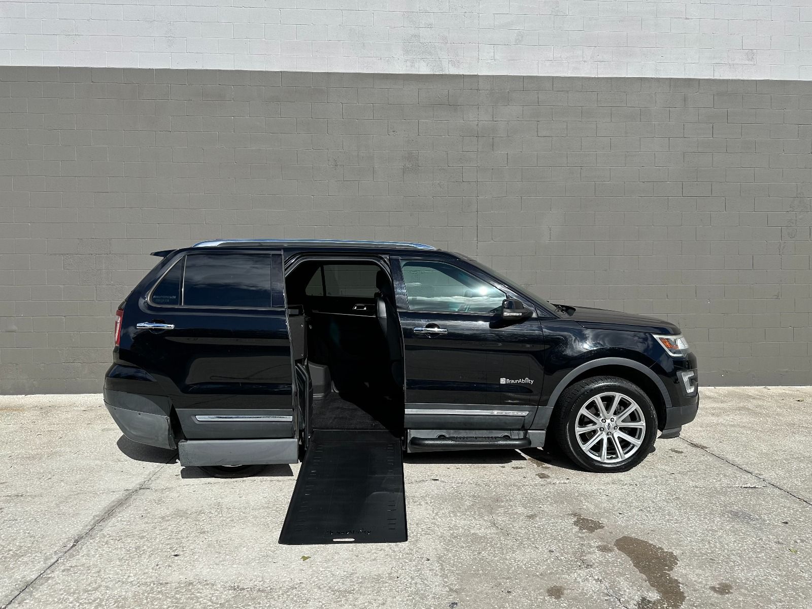 2016 Ford Explorer Limited Handicap Accessible SUV