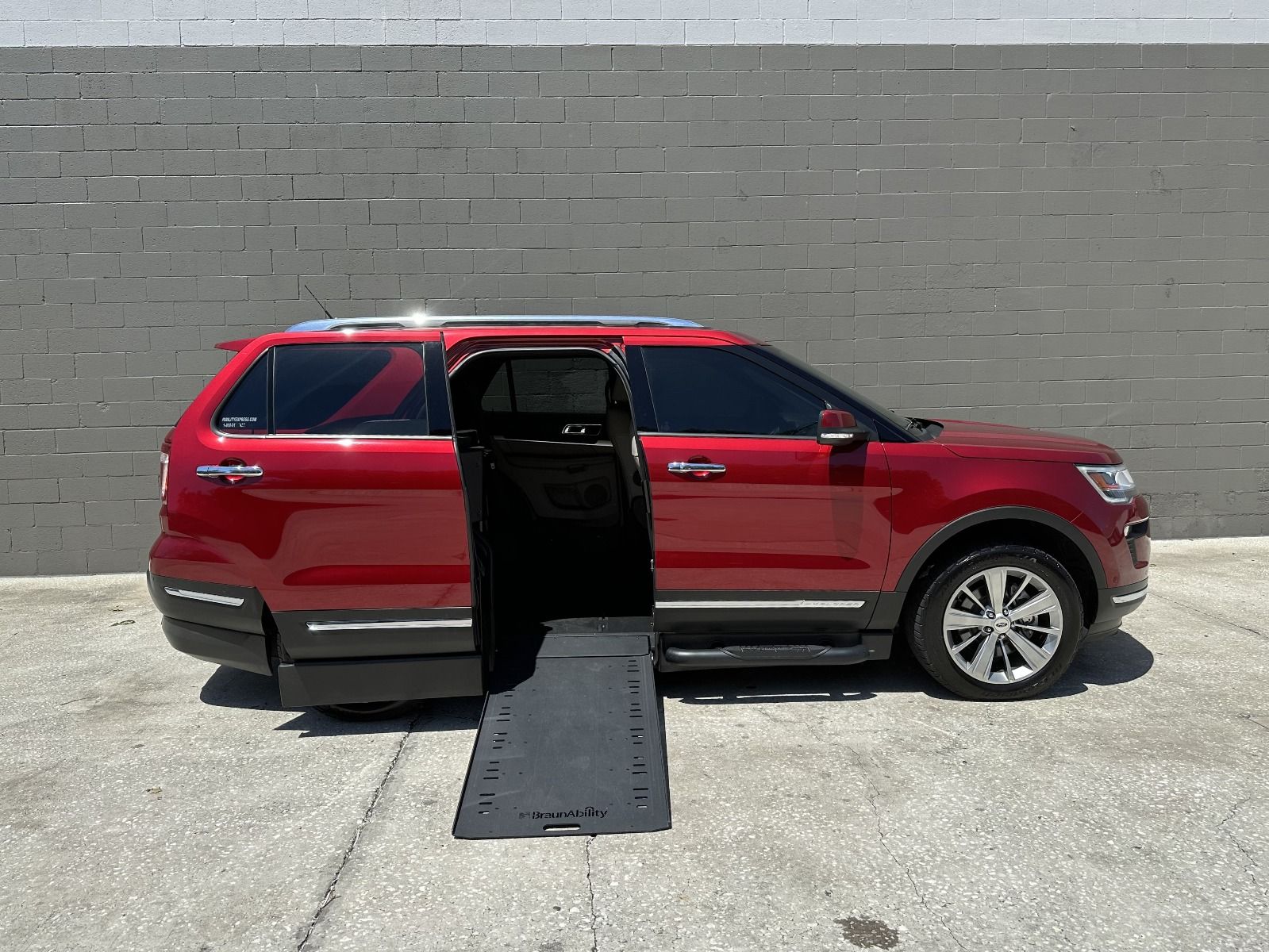 2018 Ford Explorer Limited Handicap Accessible SUV