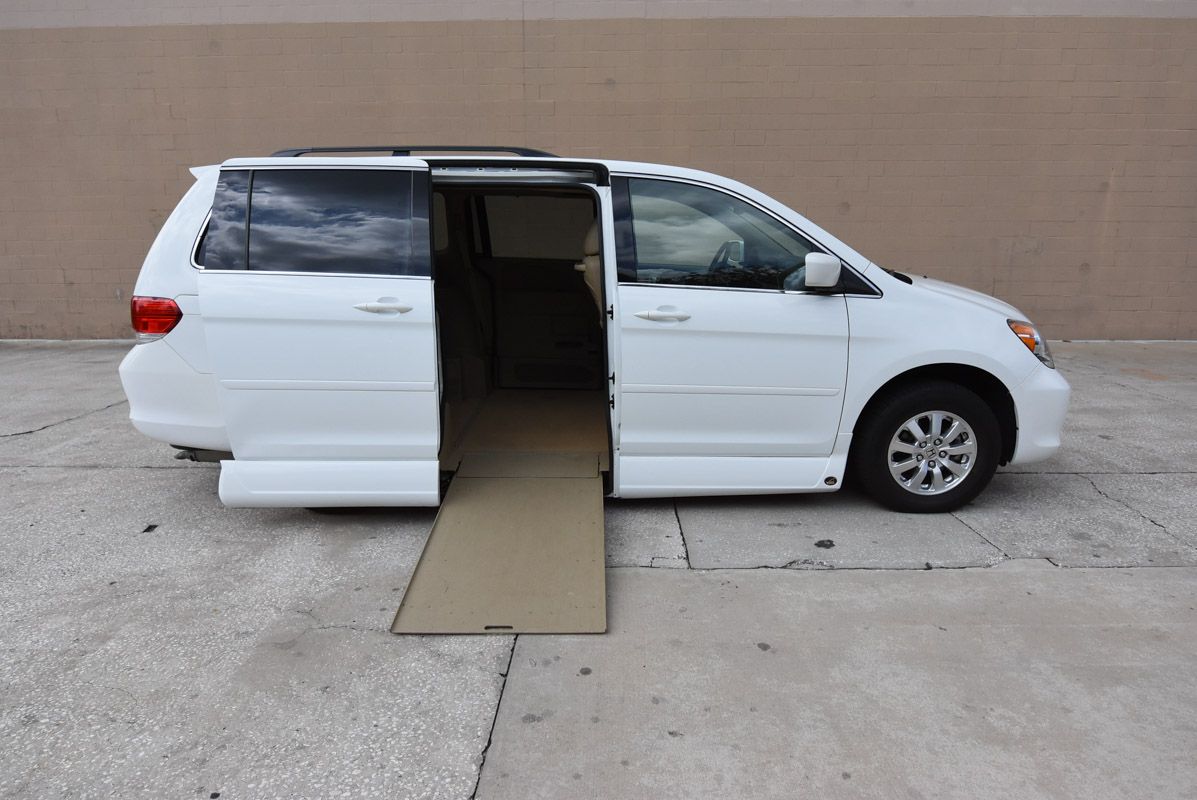 2010 Honda Odyssey EX-L Wheelchair Accessible Vehicle