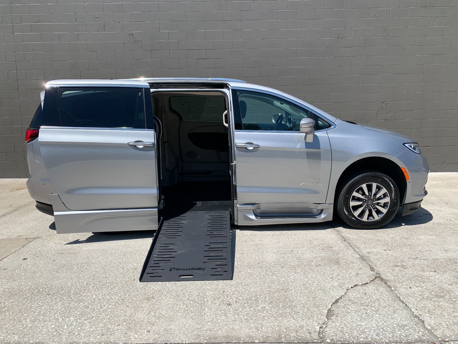 2021 Chrysler Pacifica Touring L Wheelchair Accessible Van