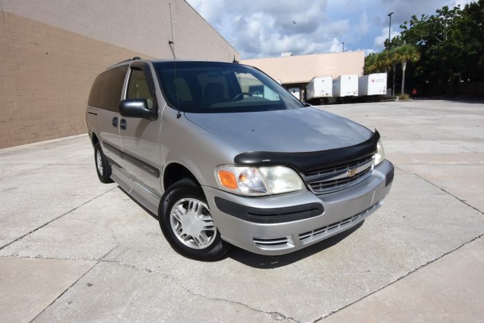 2004 Chevy Venture Van CHEVROLET VENTURE